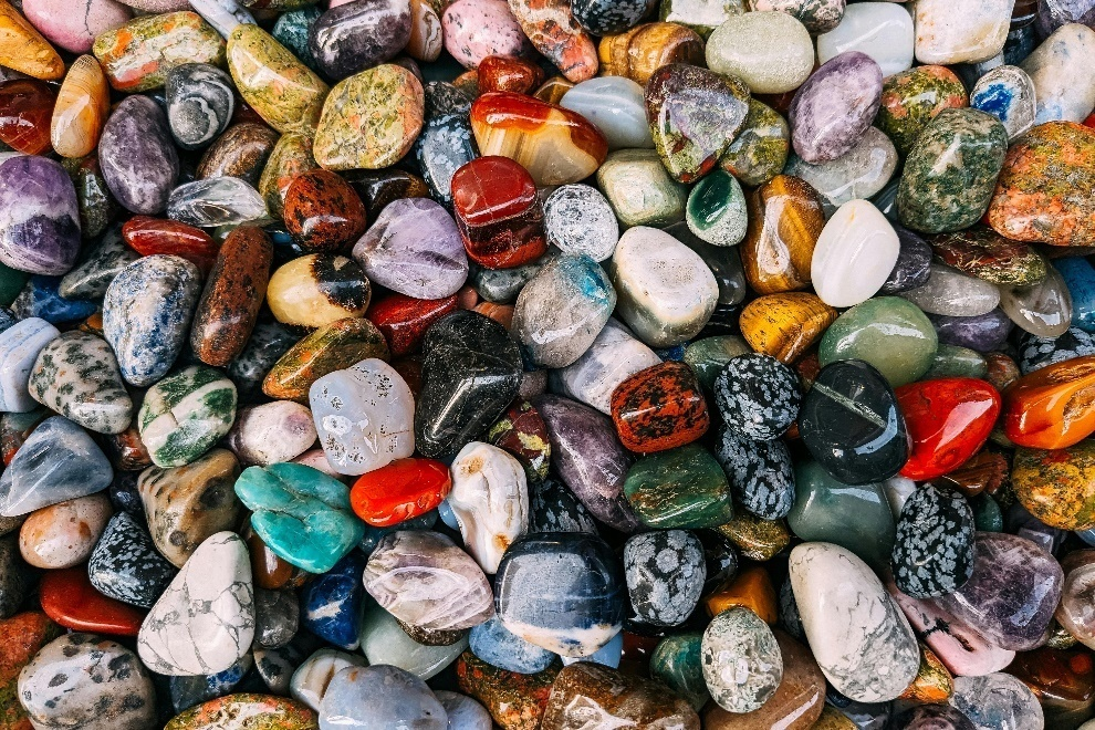 How to Maximize Sales with Tumbled Stones in Your Retail Store — World ...